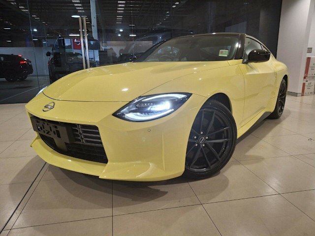 2024 Nissan Z Z34 MY24 Ikazuchi Yellow With Super Bla 6 Speed Manual ...