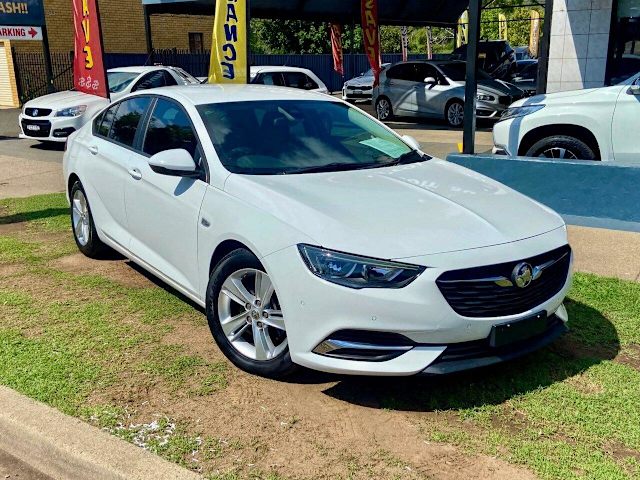 2019 Holden Commodore ZB LT White 9 Speed Sports Automatic Liftback ...