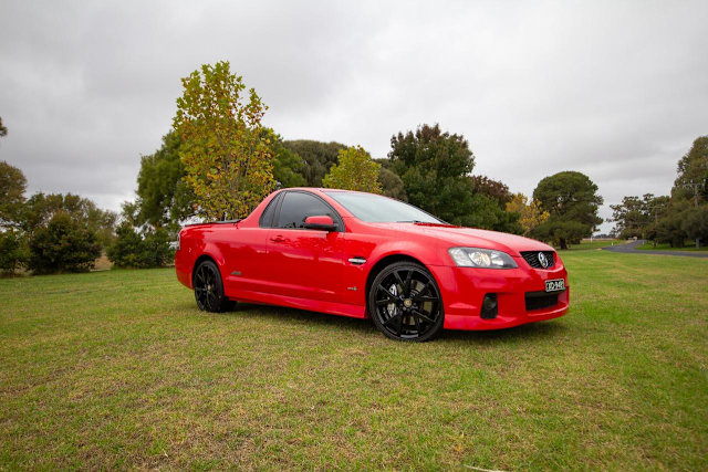 2011 Holden Ute VE II SS V Redline Red 6 Speed Sports Automatic Utility ...