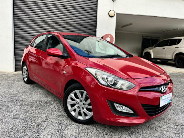 2013 Hyundai i30 GD Active Red 6 Speed Sports Automatic Hatchback ...