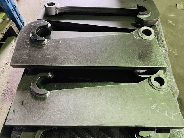 WELD ON CAT IT38 EARS - AUHOOKSCATIT38 | Construction Equipment ...