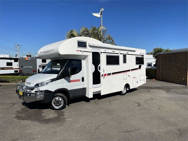 2019 6 berth Winnebago Burleigh White Motor Home | Campervans ...