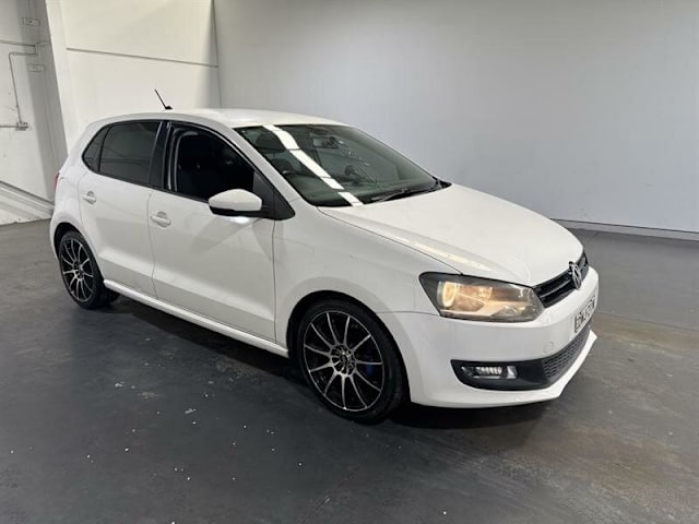 2013 Volkswagen Polo 6R MY13 77 TSI Comfortline White 6 Speed Manual ...
