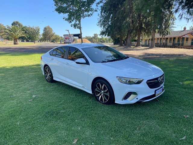 2020 Holden Commodore White Automatic Sedan | Cars, Vans & Utes ...