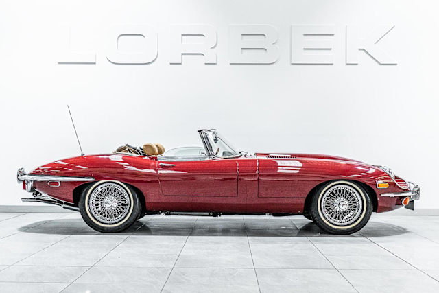 1970 Jaguar E-Type Series 2 4.2 Maroon 4 Speed Manual Roadster | Cars ...