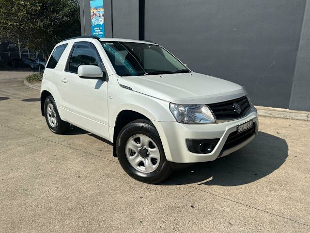 2013 Suzuki Grand Vitara JB MY13 Pearl White 4 Speed Automatic Hardtop ...