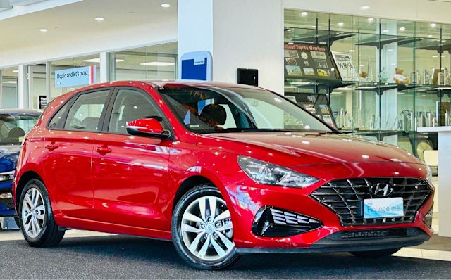 2021 Hyundai i30 PD.V4 MY21 Red 6 Speed Sports Automatic Hatchback ...