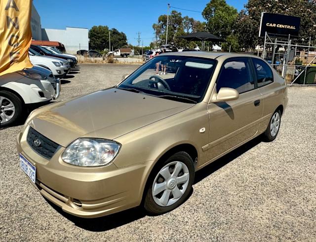 2004 HYUNDAI ACCENT AUTO | Cars, Vans & Utes | Gumtree Australia ...