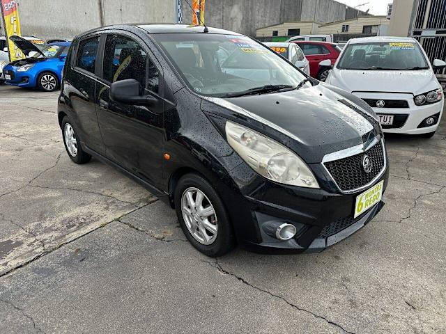 2011 Holden Barina Spark MJ MY11 CD Black 5 Speed Manual Hatchback ...