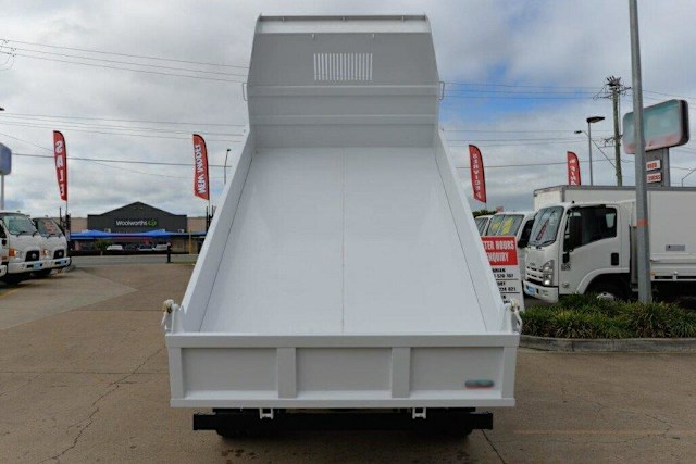 2023 Hyundai EX6 STD SWB White Tipper RWD | Trucks | Gumtree Australia ...