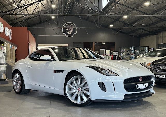 2014 Jaguar F-TYPE X152 15MY Glacier White 8 Speed Sports Automatic ...