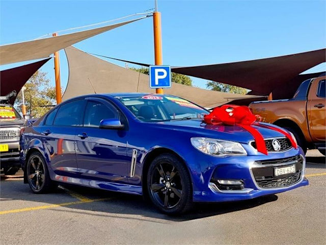 2015 Holden Commodore VF MY15 SV6 Blue 6 Speed Manual Sedan | Cars ...
