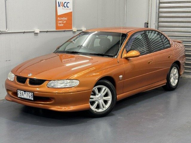 2000 Holden Commodore VT II S Orange 4 Speed Automatic Sedan | Cars ...