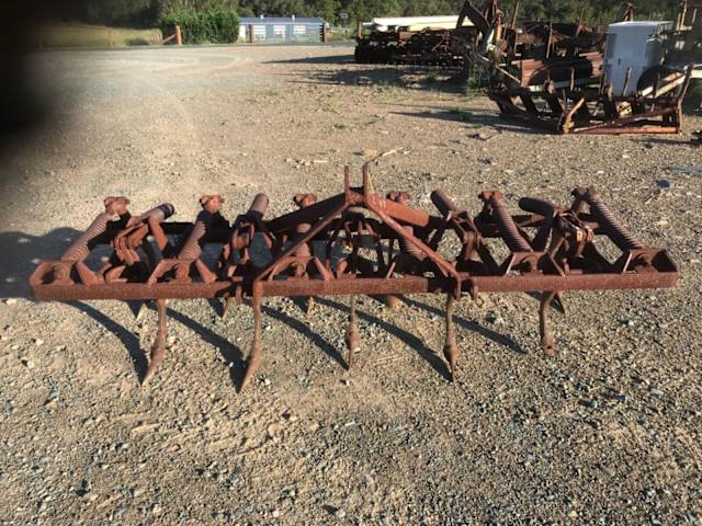 3PL EHD Napier 11 tyne chisel plough cultivator scarifier etc [47 ...