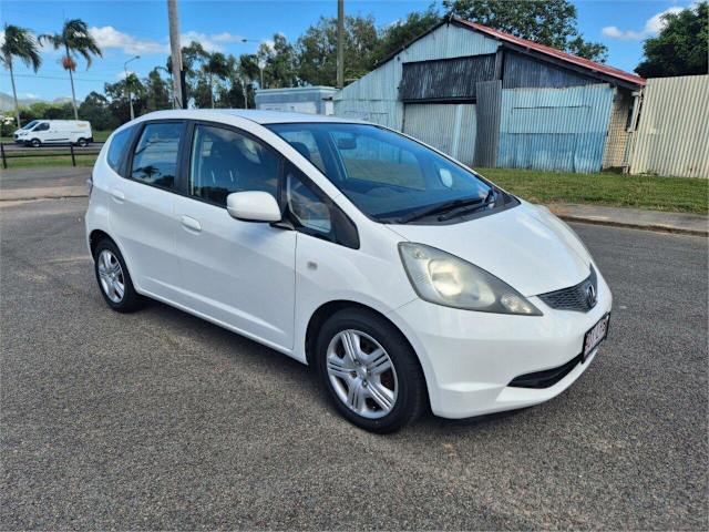 2008 Honda Jazz GE MY09 GLi White 5 Speed Manual Hatchback | Cars, Vans ...