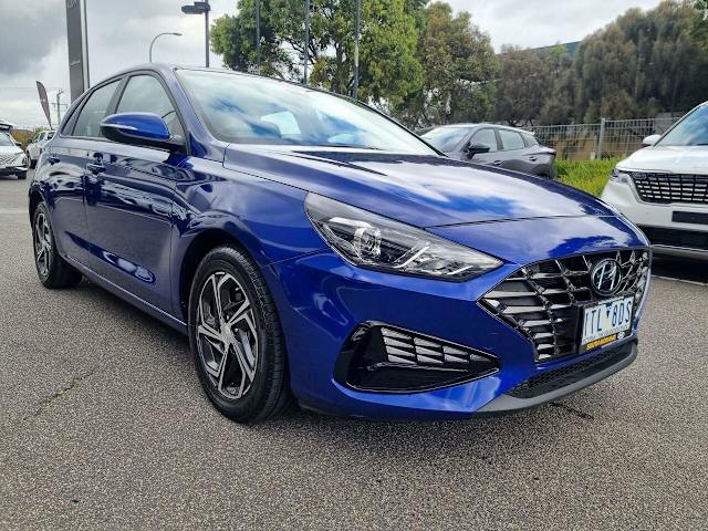 2021 Hyundai i30 PD.V4 MY22 Blue 6 Speed Sports Automatic Hatchback ...