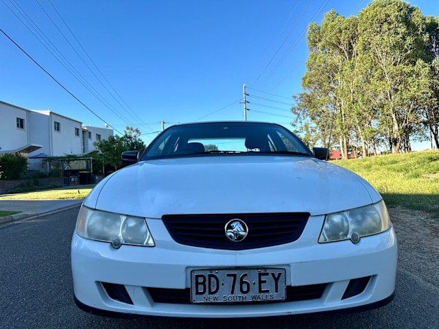 2004 Holden Commodore Executive VYII 4 Speed Automatic Sedan 5months ...