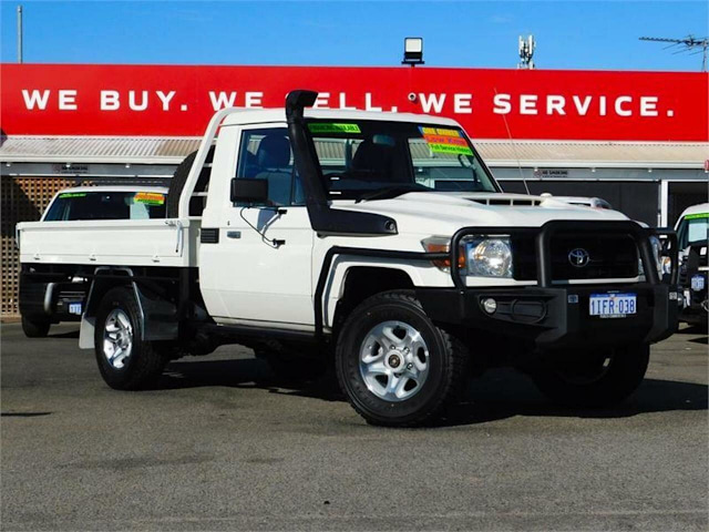 2019 Toyota Landcruiser VDJ79R Workmate White 5 Speed Manual Cab ...
