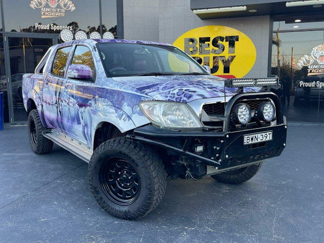 2011 Toyota Hilux GGN25R MY12 SR5 Double Cab Red 5 Speed Automatic ...