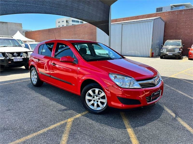 2008 Holden Astra AH MY08 CD Red 4 Speed Automatic Hatchback | Cars ...