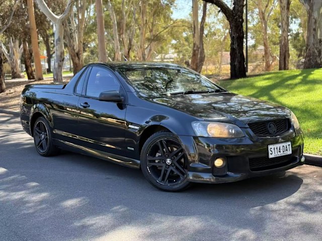 2011 HOLDEN COMMODORE UTE SV6 MANUAL | Cars, Vans & Utes | Gumtree ...