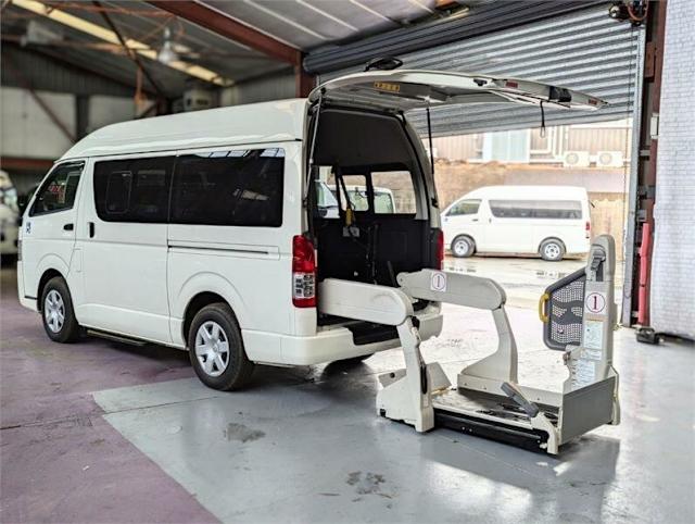 2017 Toyota HiAce VAN PEOPLE MOVER WELCAB White Automatic High Roof Van ...