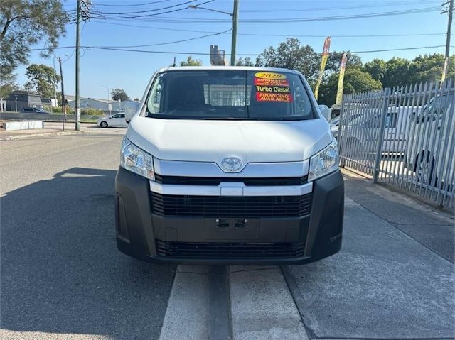 2020 Toyota HiAce GDH300R LWB White 6 Speed Automatic Van | Cars, Vans ...