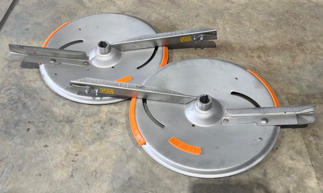 FERTILISER SPREADER DISCS - SET | Farming Equipment | Gumtree Australia ...