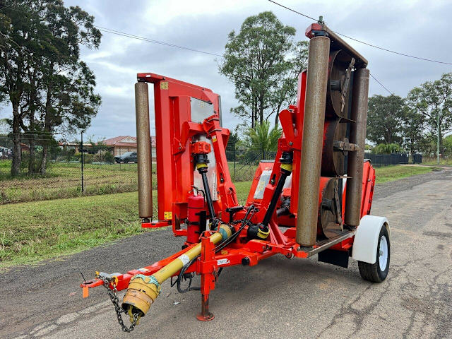 2011 TRIMAX PEGASUS S2-493 WIDE AREA FOLDING WINGED FINISHING MOWER ...