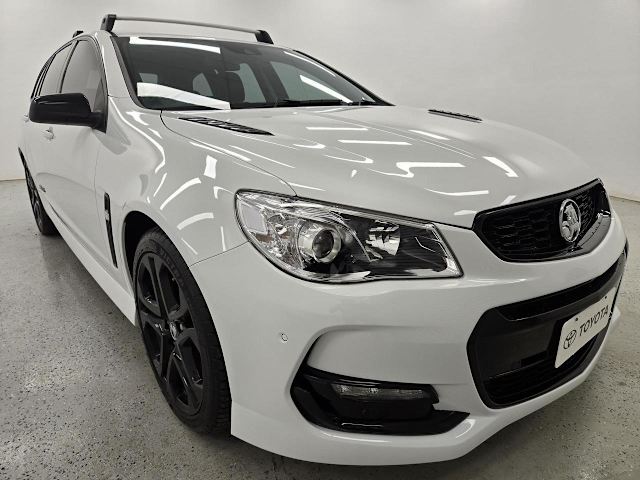 2017 Holden Commodore VF Series II SS V Redline White Sports Automatic ...