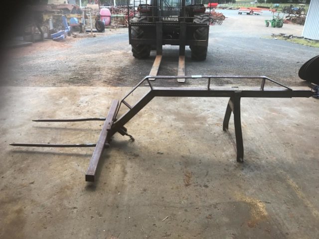 3PL HD rear tractor lifting jib & round hay bale fork attachment [169 ...