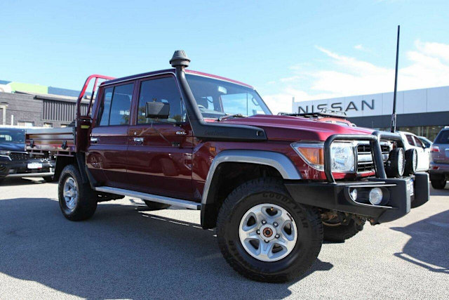 2022 Toyota Landcruiser VDJ79R GXL Merlot Red Cab Chassis | Cars, Vans ...
