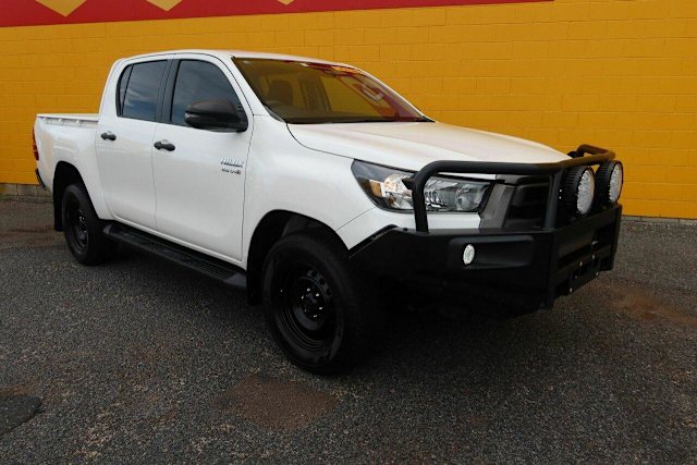 2022 Toyota Hilux GUN136R SR Double Cab 4x2 Hi-Rider White 6 Speed ...