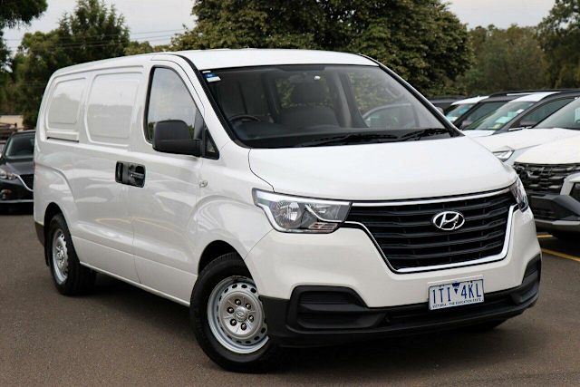 2021 Hyundai iLOAD TQ4 MY21 White 5 Speed Automatic Van | Cars, Vans ...