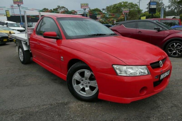 2004 Holden Commodore VZ One Tonner S Red 4 Speed Automatic Cab Chassis ...