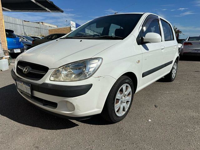 2008 Hyundai Getz TB Upgrade SX White 5 Speed Manual Hatchback | Cars ...