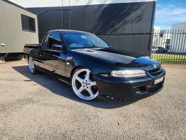 1999 Holden Special Vehicles Maloo VS III 195i Black 5 Speed Manual ...