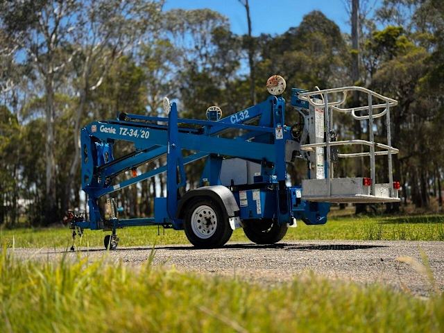 2014 GENIE TZ-34-20 12.19M BOOM LIFT ELEVATED WORK PLATFORM EWP JLG ...