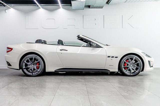 2012 Maserati GranCabrio Sport Bianco Fuji 6 Speed Automatic ...