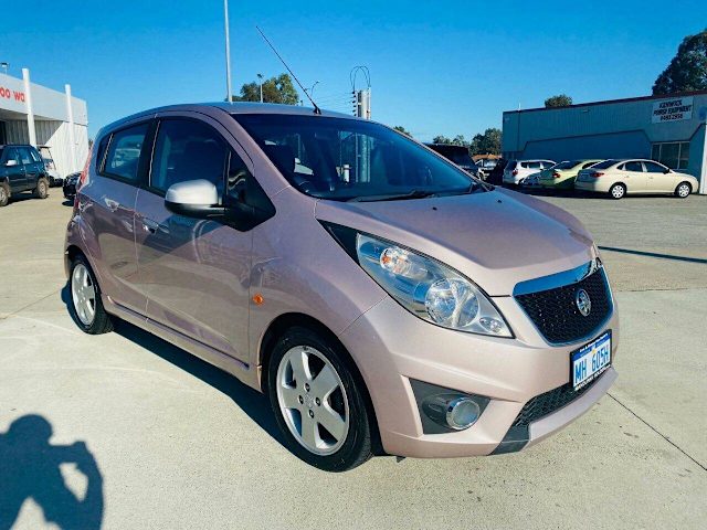 2010 Holden Barina Spark MJ MY11 CD Pink 5 Speed Manual Hatchback ...
