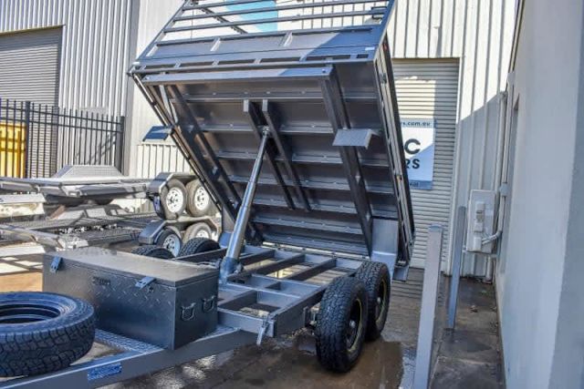 10x8 Hydraulic Flat Top Tipper Trailer 3500kg ATM | Trailers | Gumtree ...
