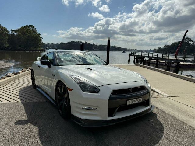 2008 Nissan GT-R R35 Premium White 6 Speed Automatic Coupe | Cars, Vans ...