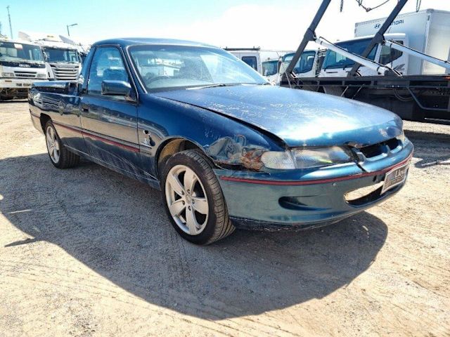 1996 Holden Ute VS IN AUCTION AT LLOYDS Blue Automatic Single Cab ...