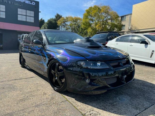 2000 Holden Commodore VT II SS Black 6 Speed Manual Sedan | Cars, Vans ...
