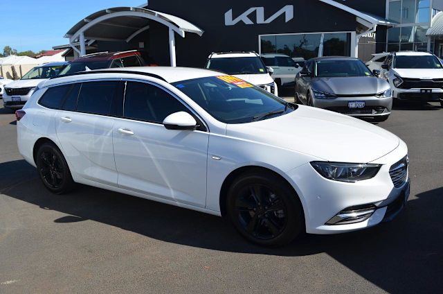 2019 Holden Commodore ZB LT (5Yr) White 9 Speed Automatic Sportswagon ...