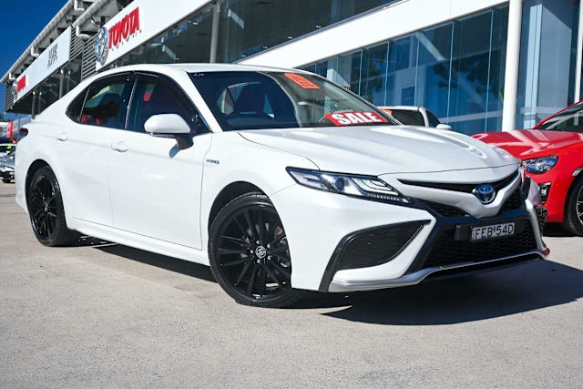 2023 Toyota Camry Axvh70R SX Frosted White 6 Speed Constant Variable ...