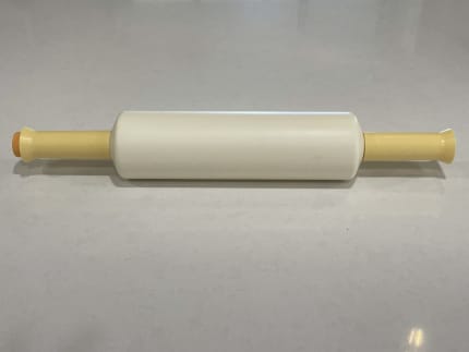 Tupperware Rolling Pin And Mat