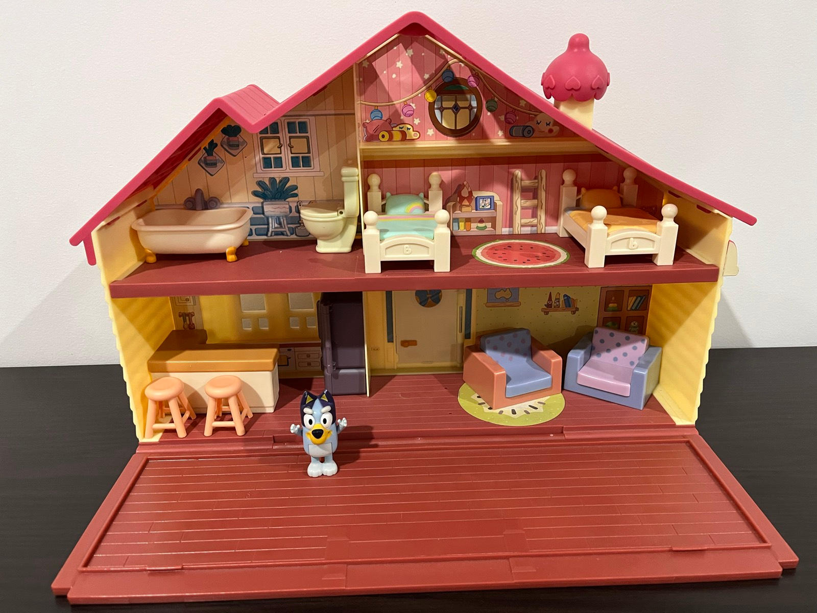 Bluey Family House set - Toys - Indoor in Belivah QLD | Gumtree Australia