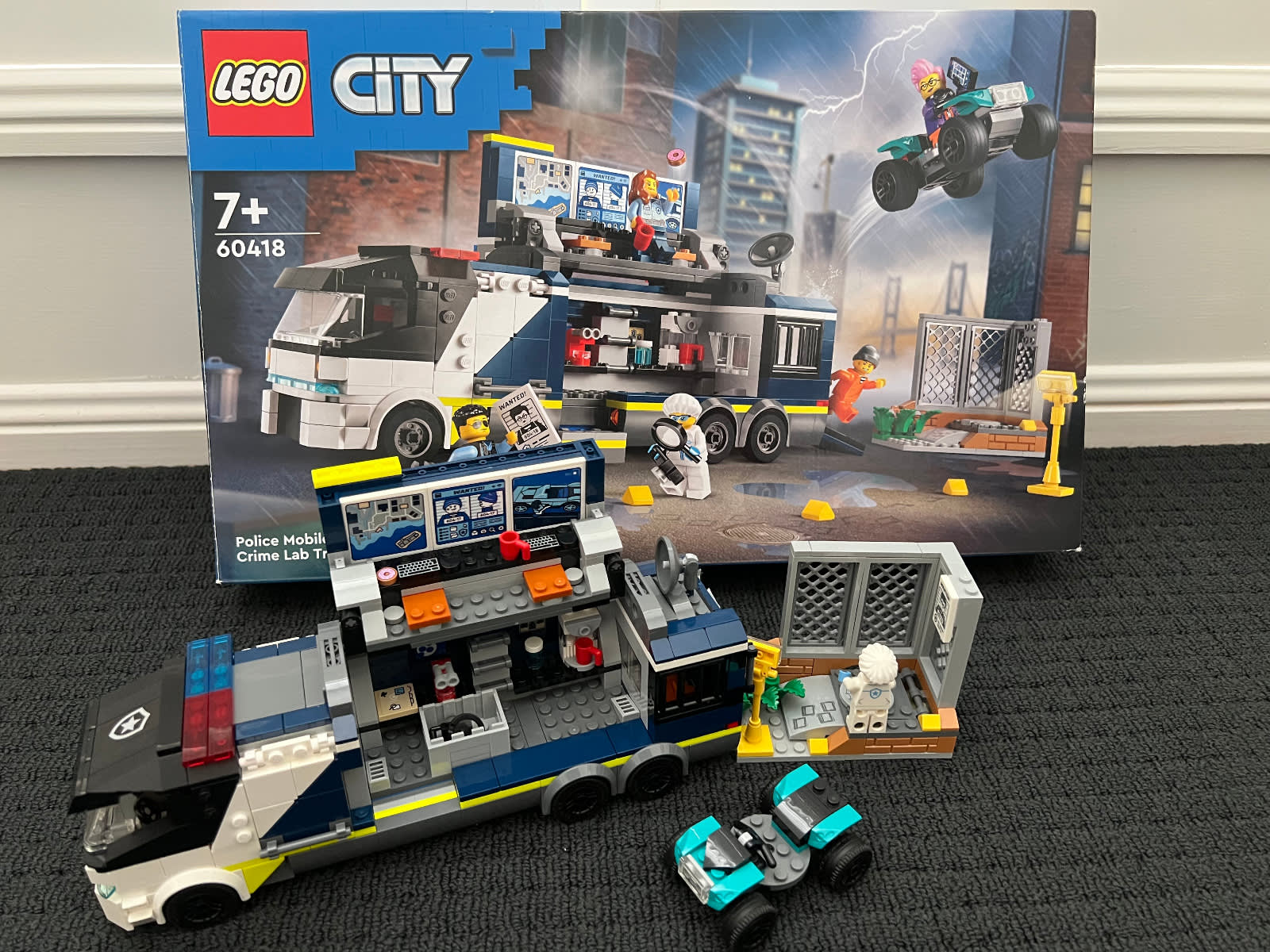 LEGO City Police Mobile Crime Lab Truck - Toys - Indoor in Macgregor ...