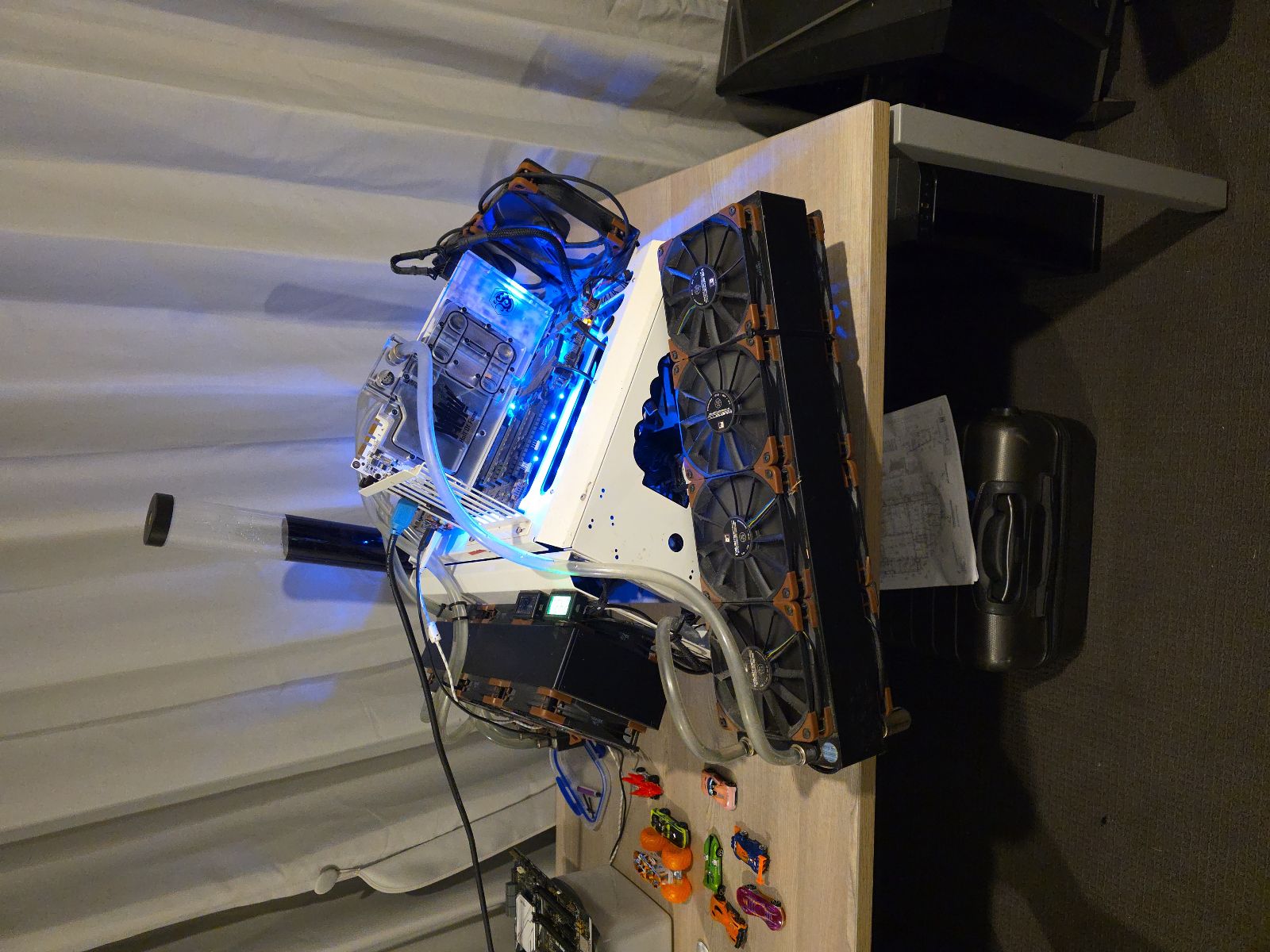 Water-cooled system, Wet case i7-7700k - Desktops in Rochedale QLD ...